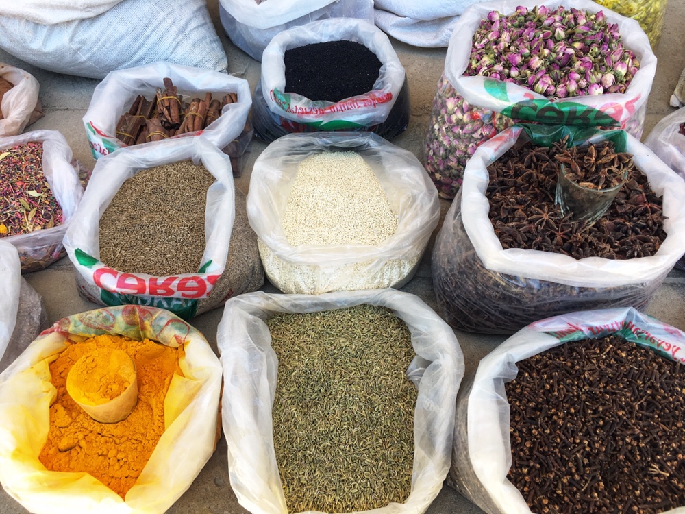 Feseli: Azerbaijani Spiced Flatbread – Keshkek Meshkek